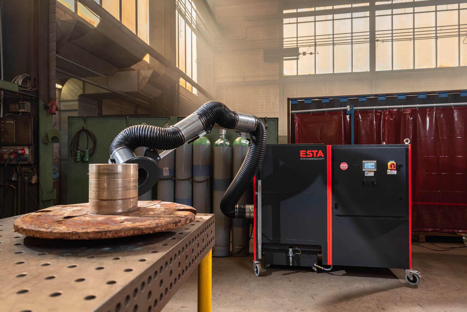 Absaughauben für industrielle Prozesse